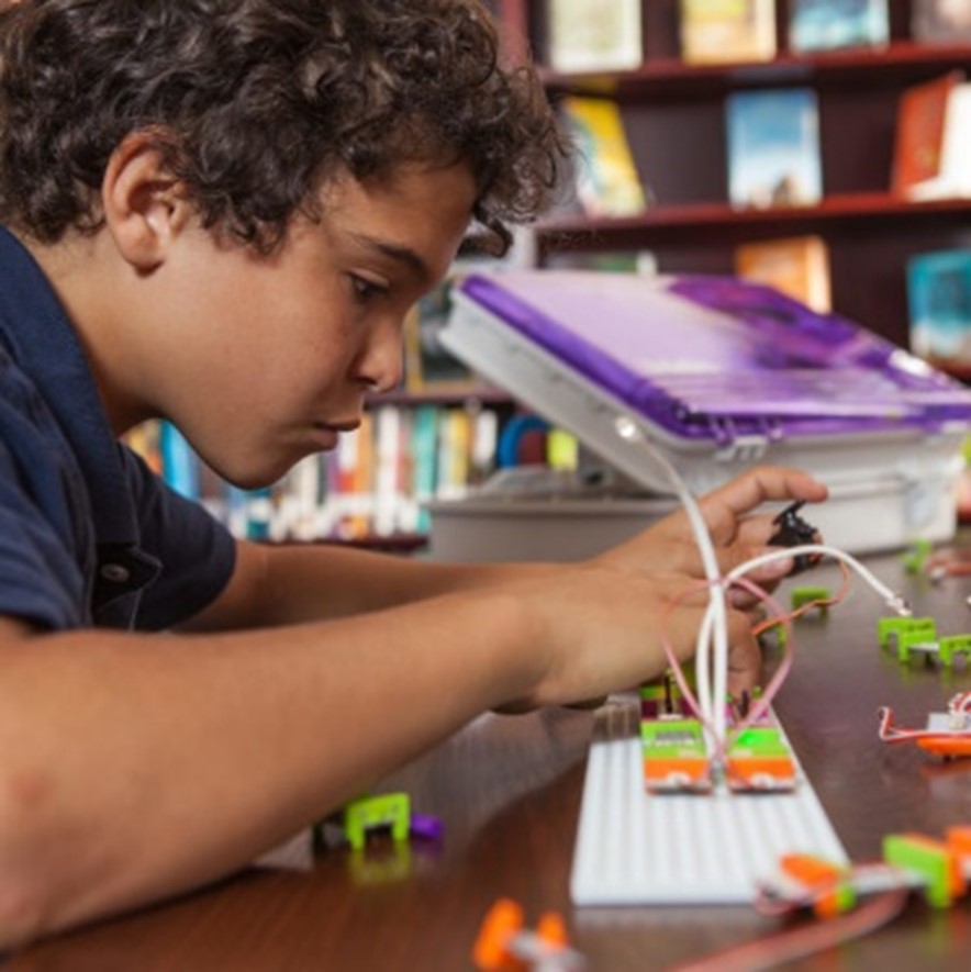 Engineering & Science Summer Camps in Calgary | EFK